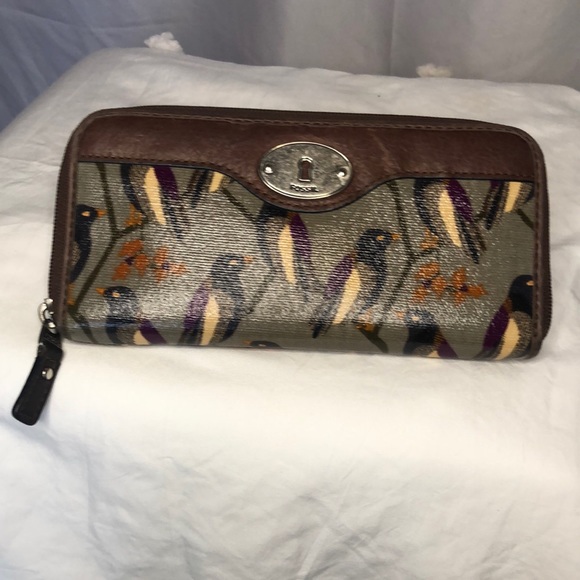 Fossil | Bags | Fossil Keyper Multi Colored Birds Coated Canvas Wallet ...